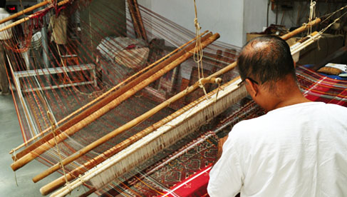 Woven Pixels | Patan Patola Weaving | Story of Indian crafts and craftsmen