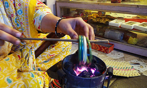 Maniharon ka Raasta | Lac Bangle | Story of Indian crafts and craftsmen