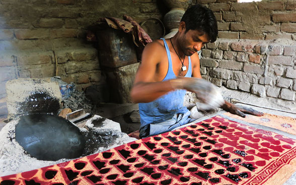 Dabu printing Akola | Story of Indian crafts and craftsmen